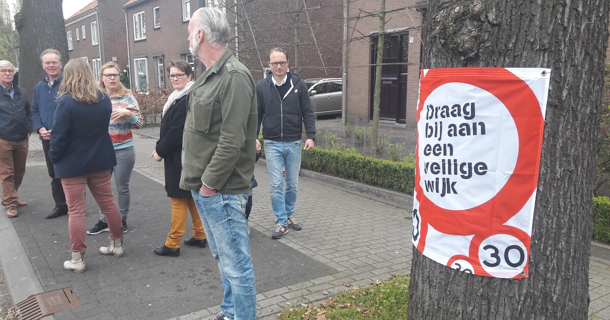 Protest tegen 'jakkerende' bussen op Oosterhoutseweg: 'Een wonder dat ...