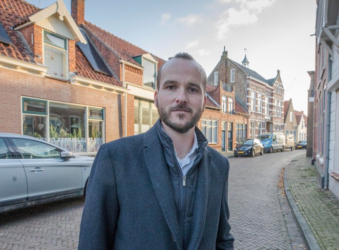 Kees Knulst ergert zich al jaren aan verpauperde panden en lanceert ...