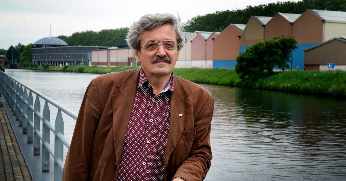 Lezing door John Stoop over erfgoed van De Vries Robbé | Altena | BN DeStem.nl