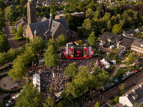 ‘Teteringen is een dorp voor gezellige knallers’: plein uitverkocht en ...