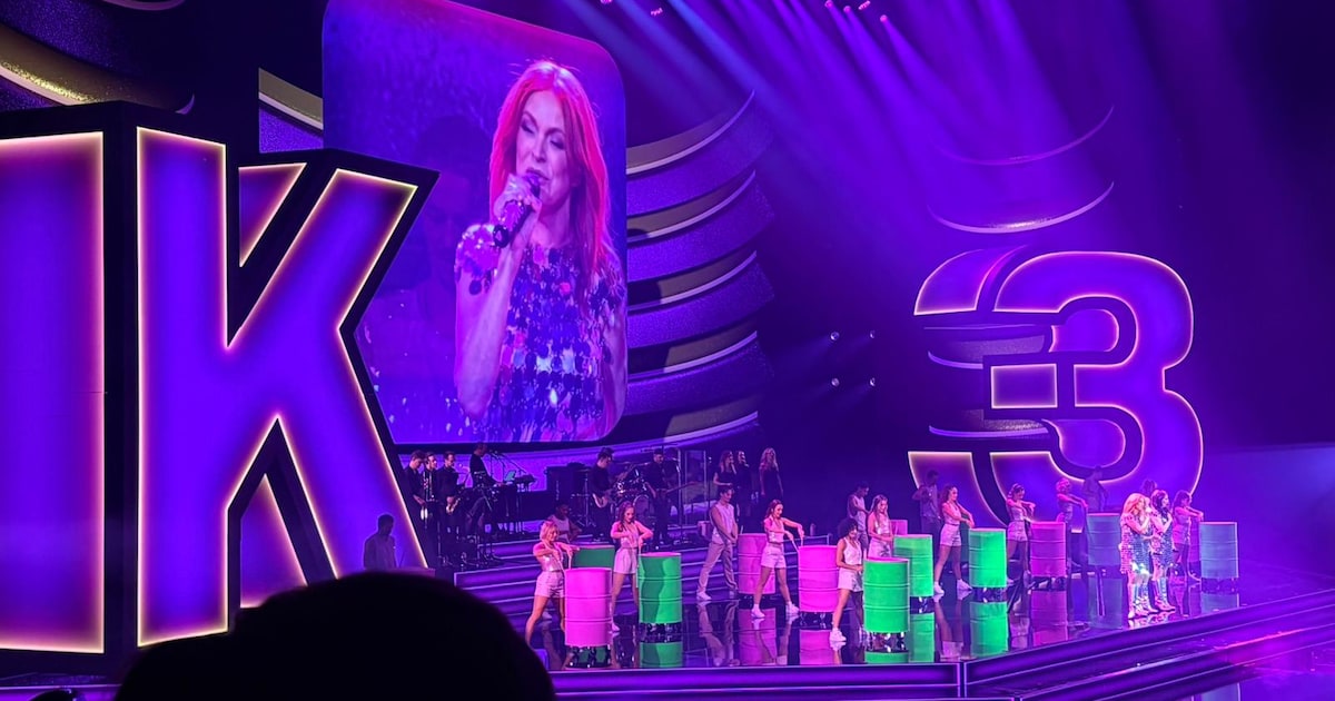 Karen, Kristel en Kathleen weer samen op podium bij aftrap K3-reünie ...