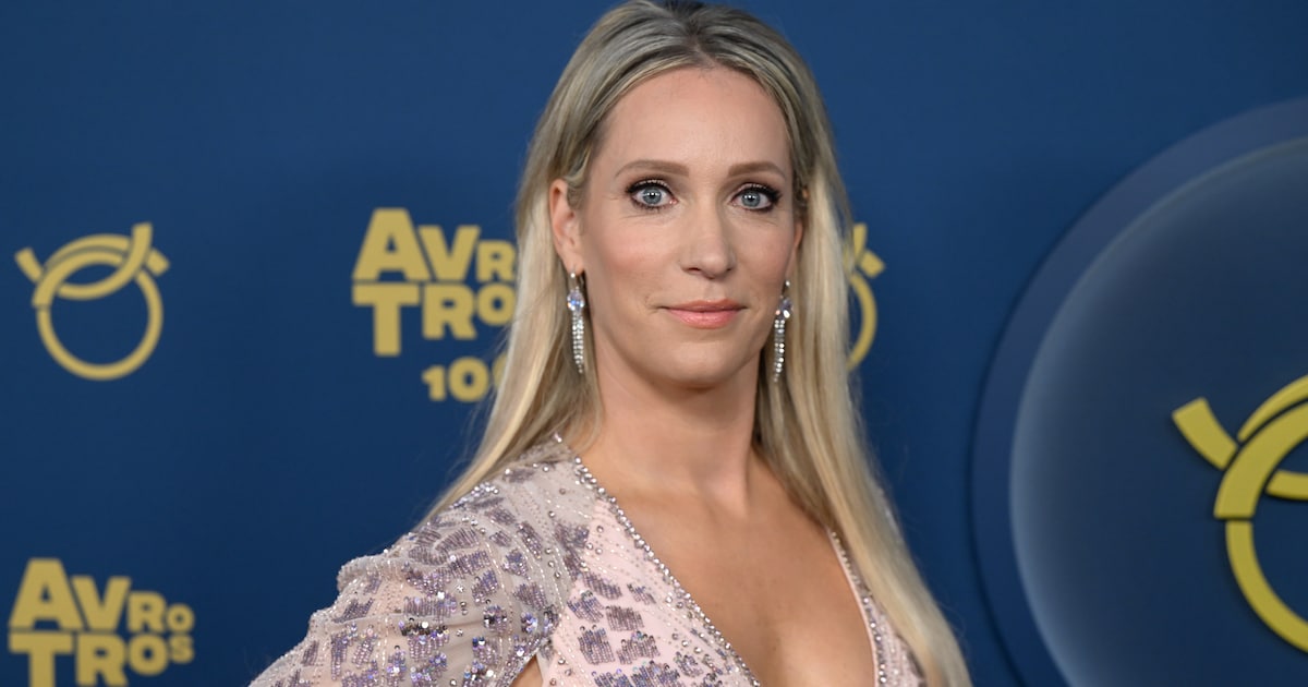 Bekend Nederland in vol ornaat op blauwe loper van het Gouden ...