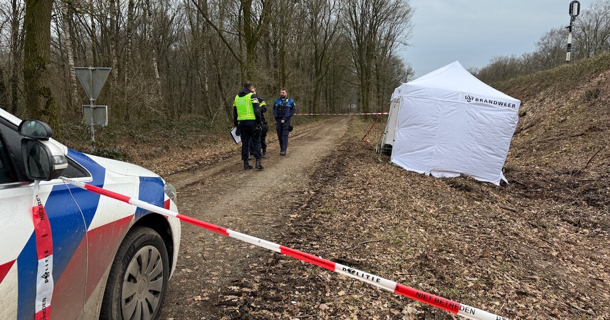 Overleden man op fietspad in Oeffelt stierf een natuurlijke dood, onderzoek afgerond | Brabant ...