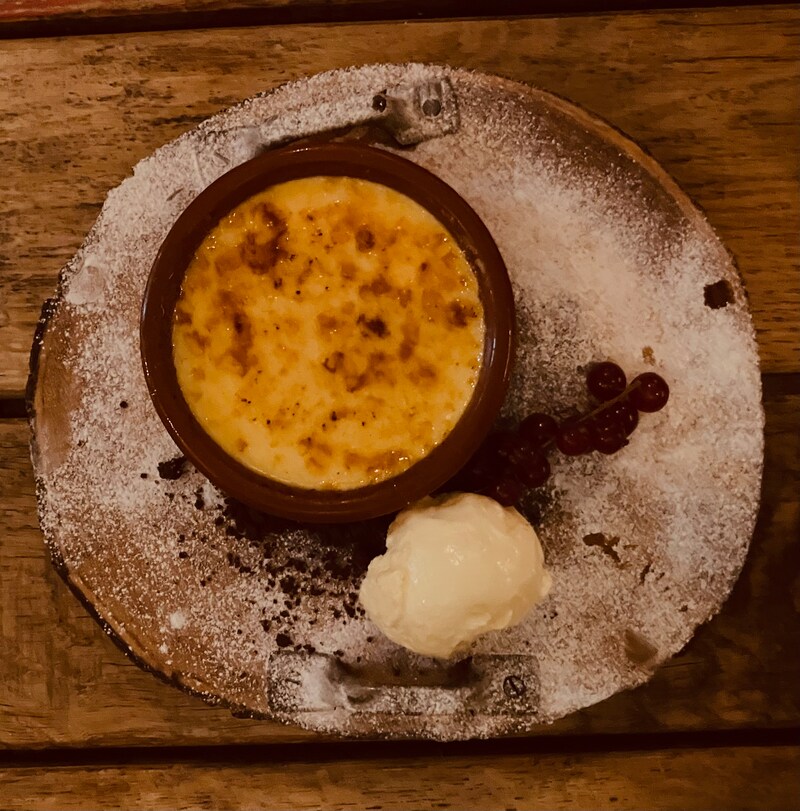 Ook in de winter hangt er een fijne Spaanse sfeer bij restaurant ...