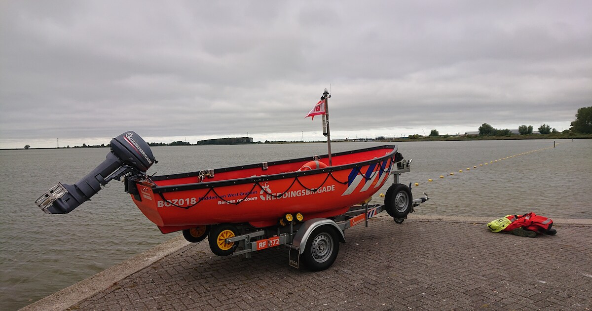 Reddingsbrigade Bergen op Zoom heeft zwaardere auto nodig voor vervoer ...