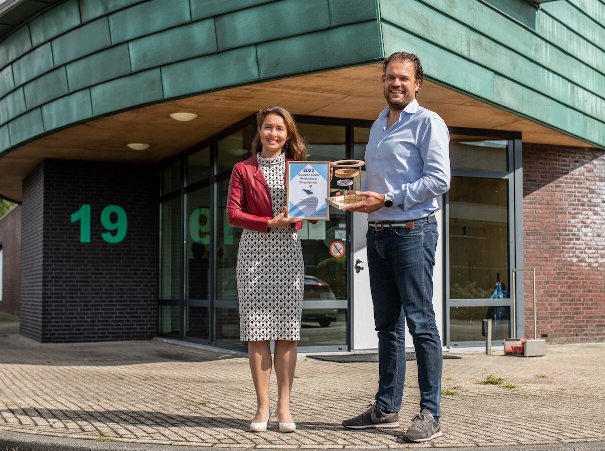 Van aardappelschil naar kleerhanger of kratten waar mosselen op groeien ...