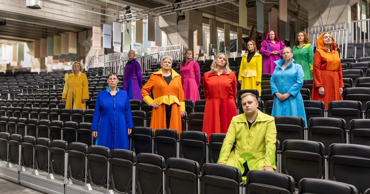 Deze Roosendaalse toneelgroep maakt de allereerste show in het EKP ...