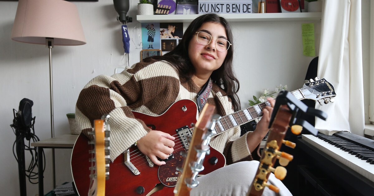 Singer-songwriter Nynke (19) won het Kunstfestival: ‘Ik heb al meer dan ...