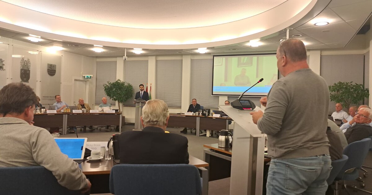 Steenbergen tilt discussie over nieuwkomers naar 2026: ‘Nauwkeurigheid ...