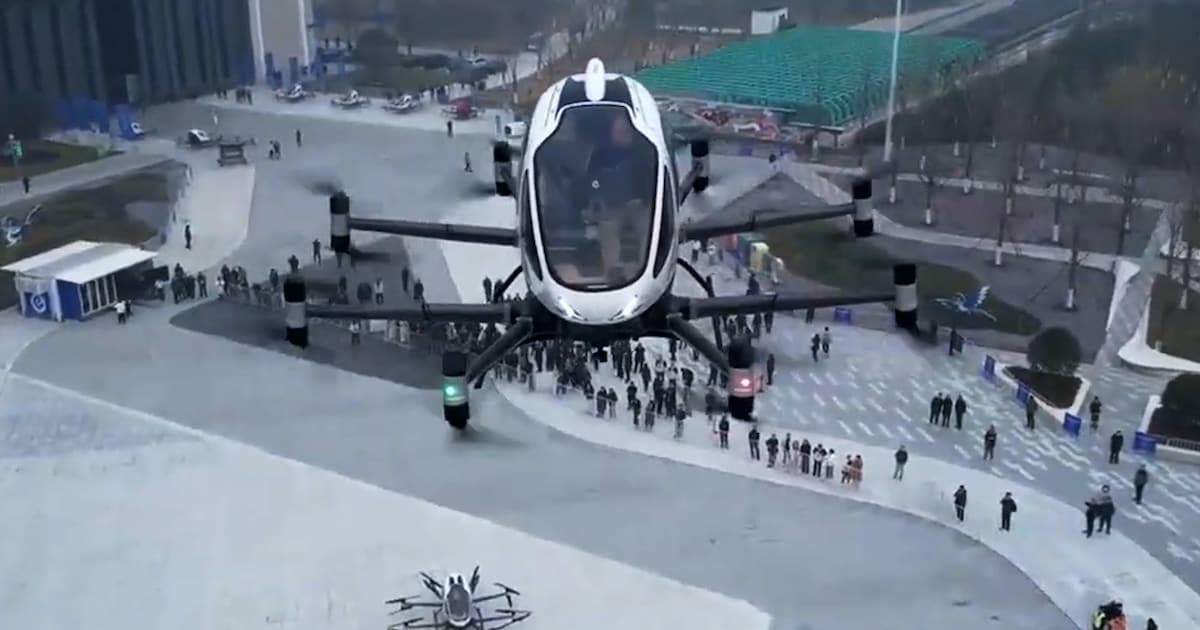 Video van de dag: Vliegende taxi voert eerste commerciële vlucht uit in ...