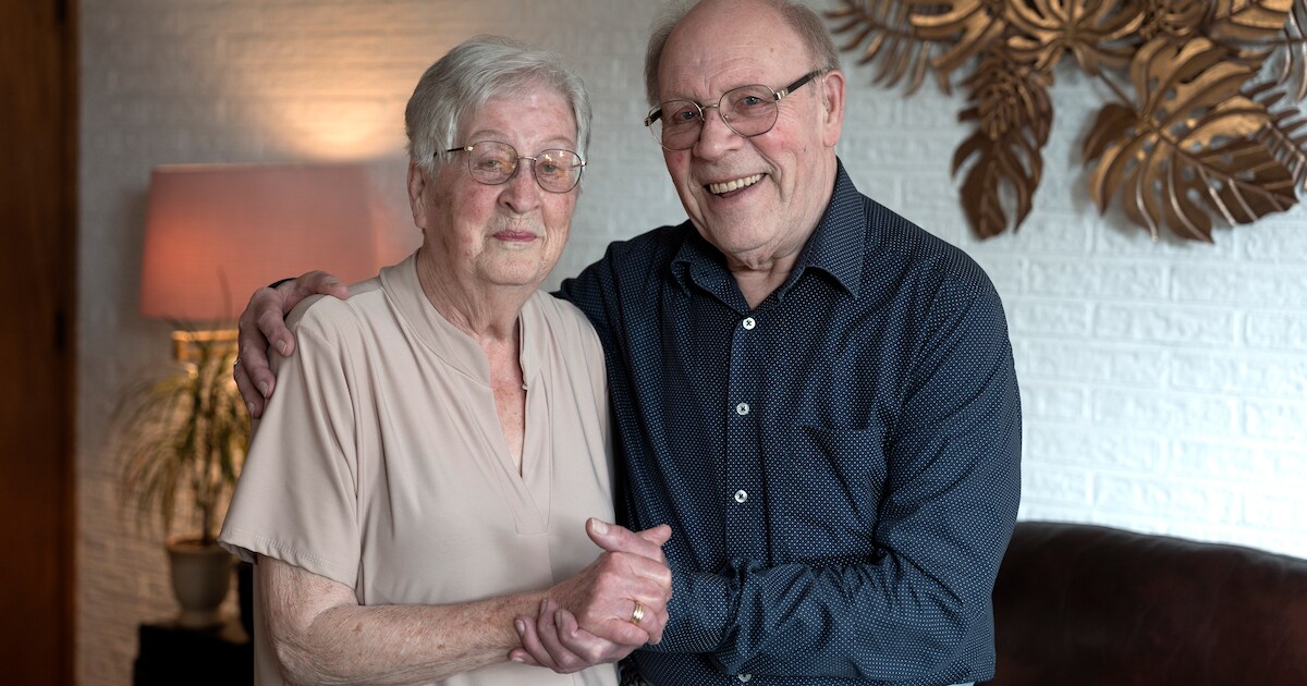 Aart (83) en Ineke (82) zijn al 60 jaar samen: ‘Ik raakte bijna geen ...
