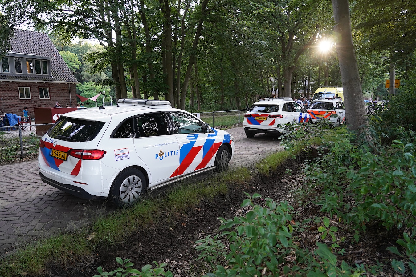 Vechtpartij in azc Gilze, slachtoffer loopt snijwond op | Foto ...
