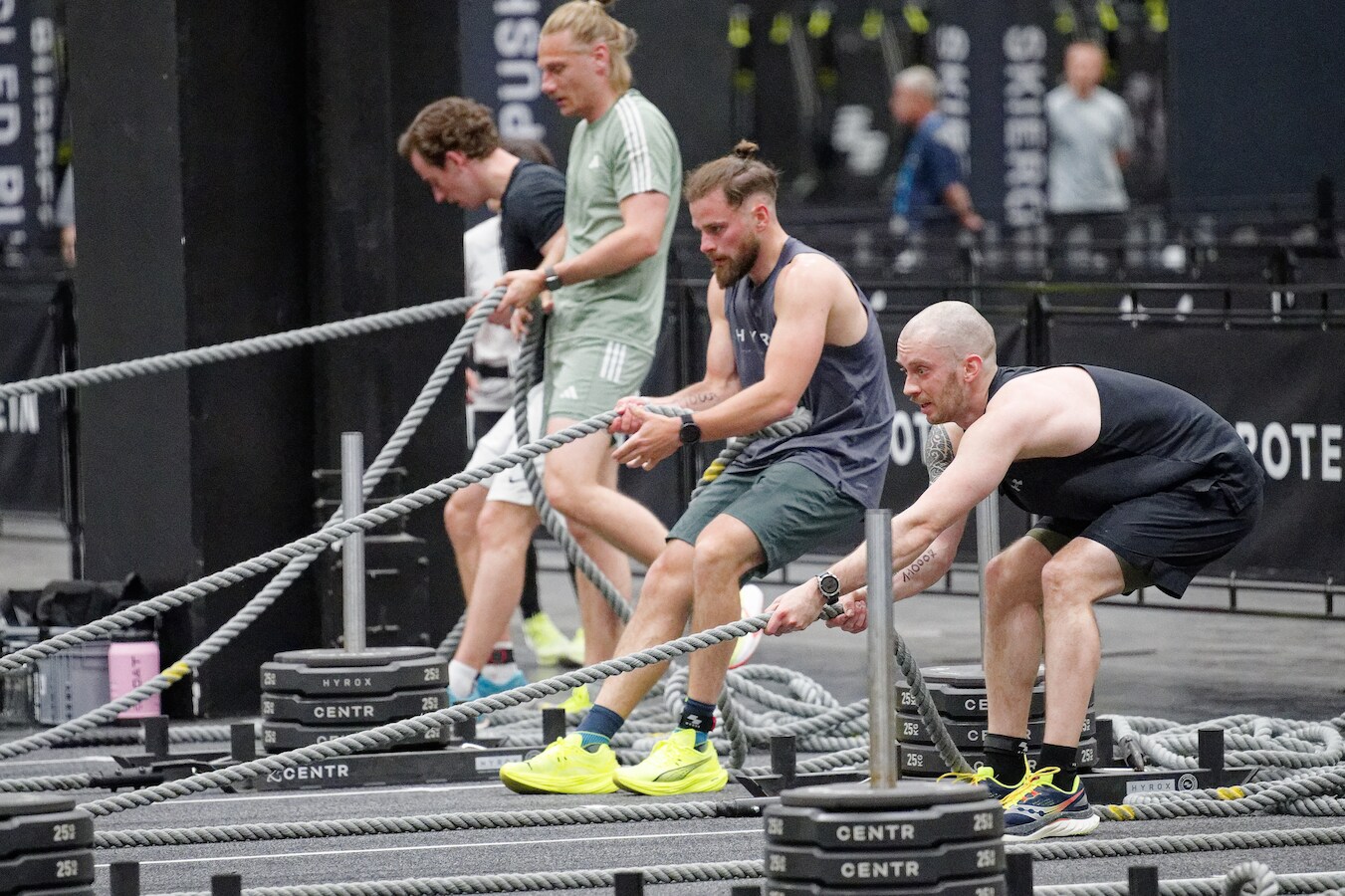 Hyrox is dé nieuwe fitnessrage: sportarts ziet voordelen, maar ook ...