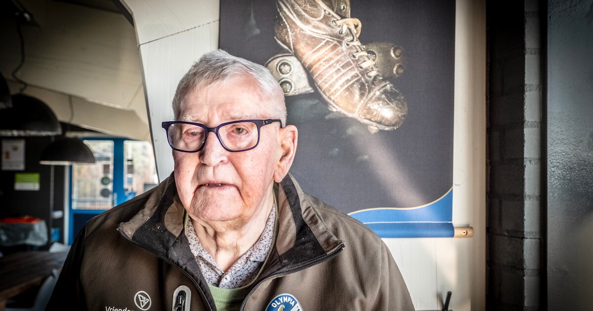 Gerrit Thielen (96) is nog steeds één van de mannen van De Harde Kern ...