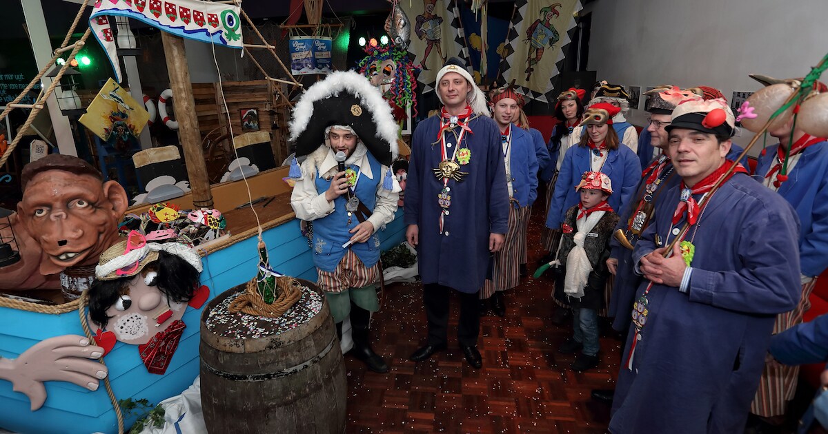 Bergse kinderen leren alles over de nar in aanloop naar Vastenavend ...