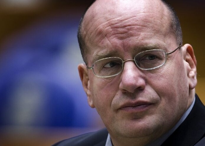 Tweede Kamer wil met Teeven praten over plannen gevangeniswezen ...