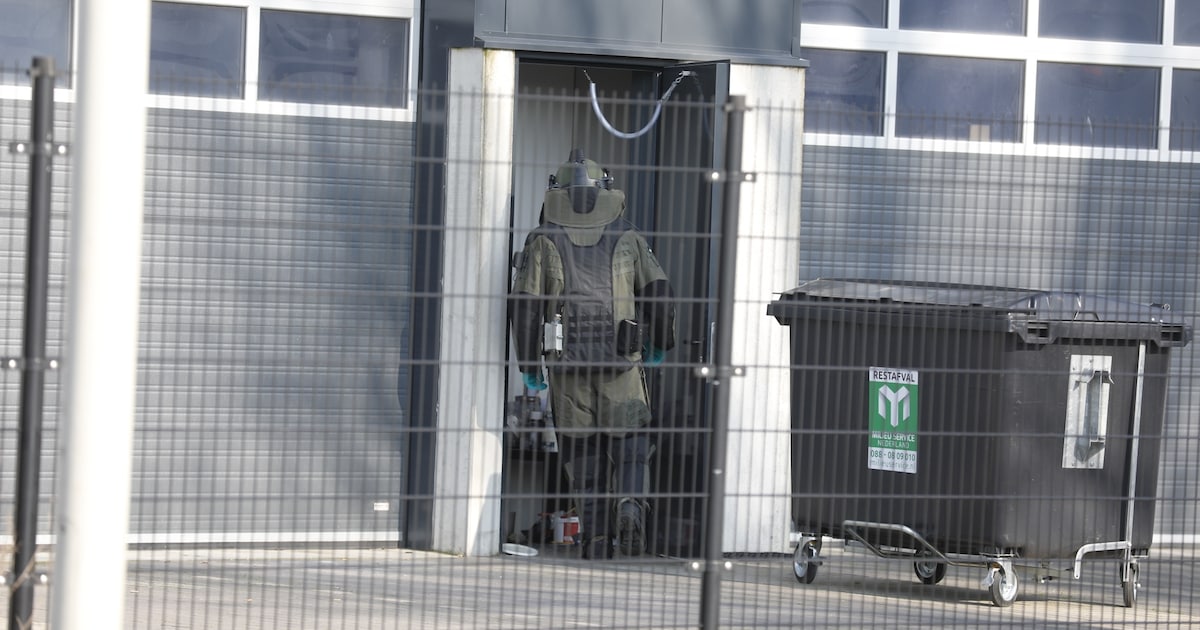 Flinke hoeveelheid zeer explosieve stof aangetroffen in loods in Bergen ...
