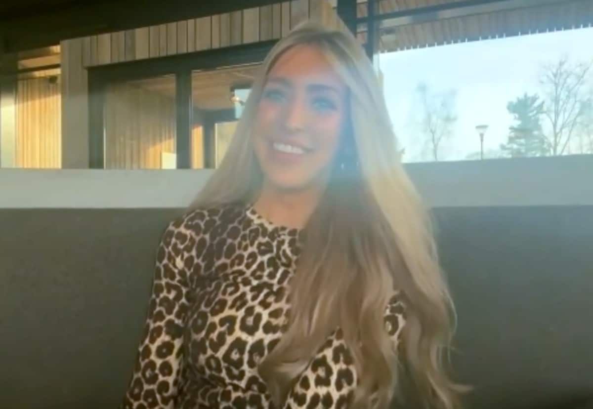 Denise had haar spannendste truitje aangetrokken voor haar grote ...