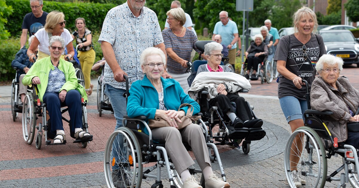 Tiny doet mee aan de Rolstoeldriedaagse van Hoogerheide: ‘Had nog nooit ...