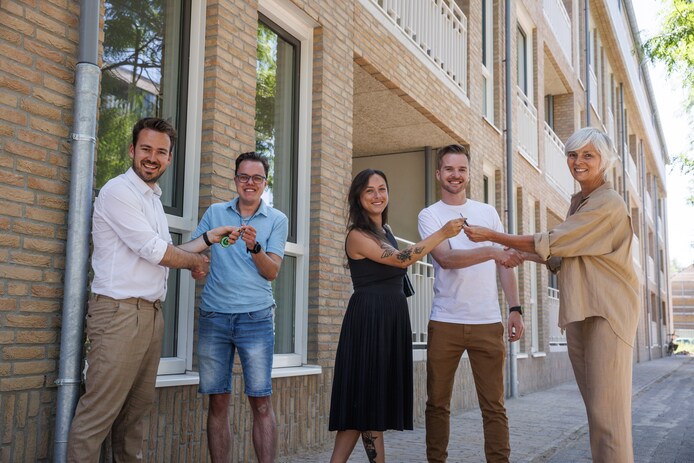 Bewoners van nieuwe ‘community’ in de Heuvel kijken wél naar elkaar om ...