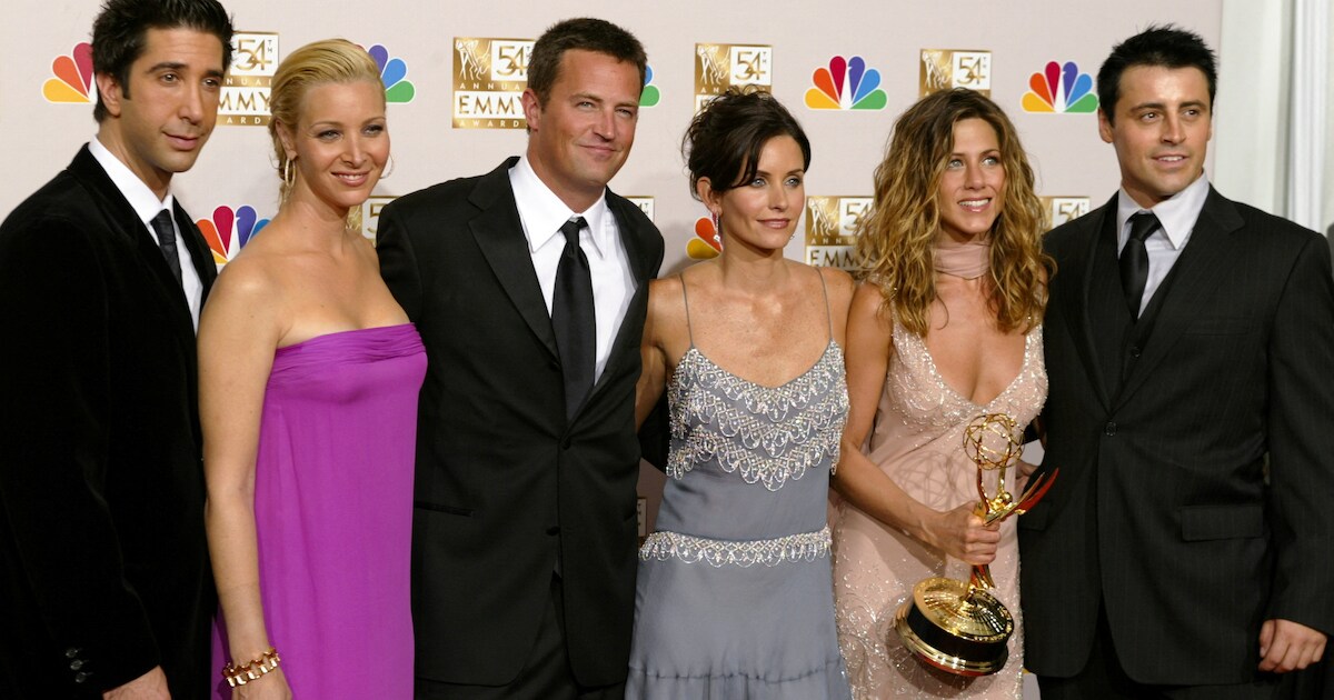 Friends-cast reageert voor het eerst op overlijden Matthew Perry ...