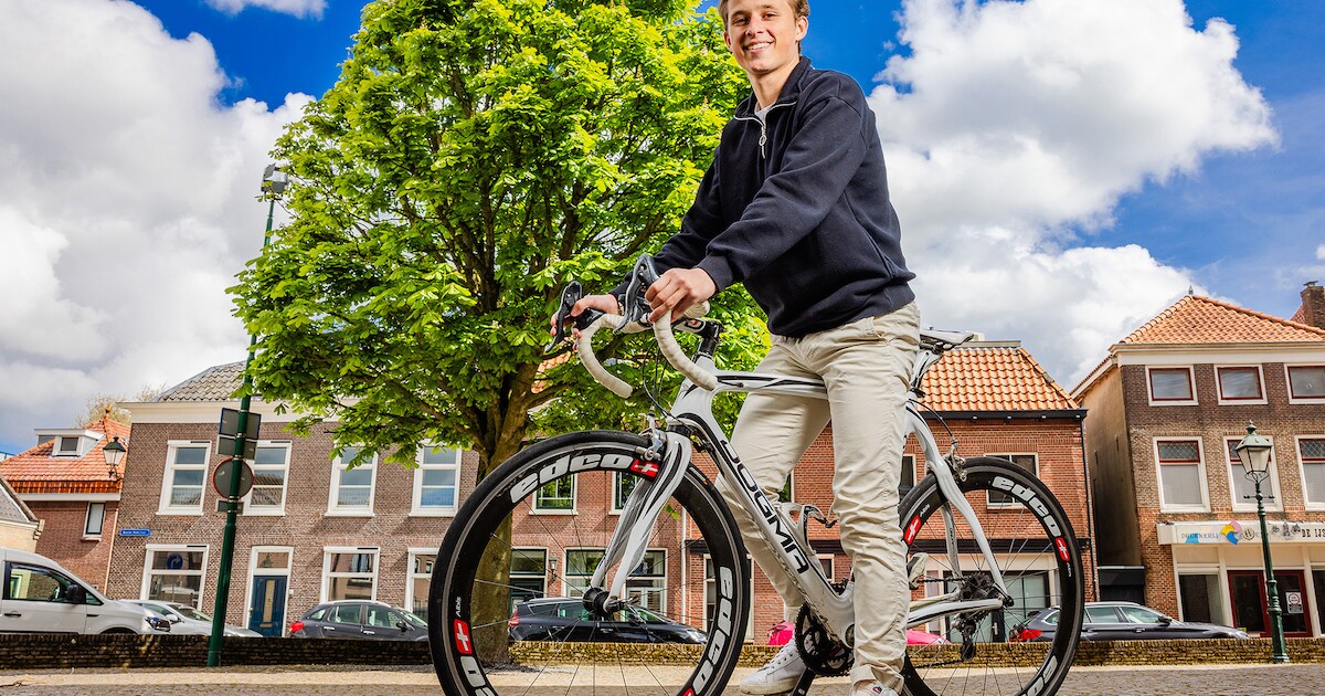 Bengt fietst in het spoor van oudoom en oudtante Chris en Mia Grinwis ...