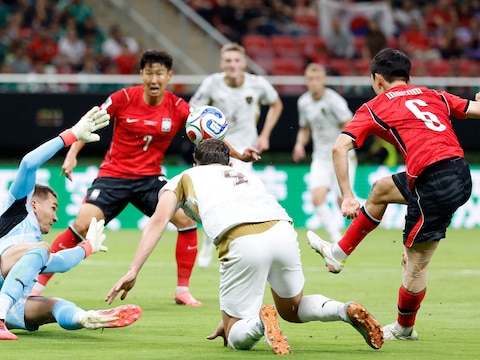LIVE WK voetbal | Feyenoord-middenvelder Hwang schittert met goal en ...