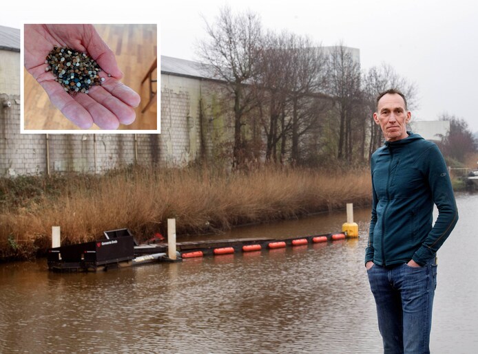 Ron strijdt nog steeds tegen vervuiling met plastic korrels: ‘Schokkend ...
