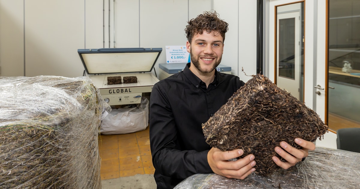 Elk weekend rijdt Samuël (22) naar Duits strand voor ‘gouden stro’ en hij heeft daar grote ...