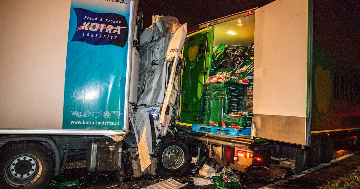 A59 bij Oosterhout weer open na ernstig ongeval met twee vrachtwagens, geen gewonden ...