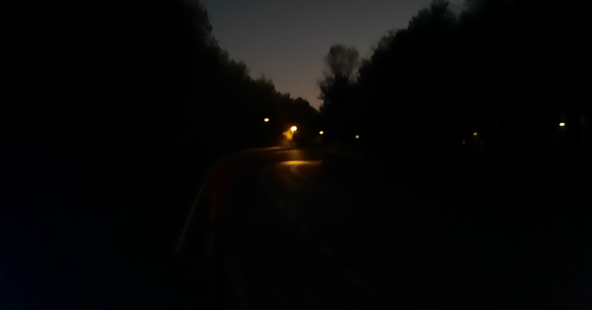 Licht in tunnelbak tussen Etten-Leur en Breda al weken uit; wie doet ...