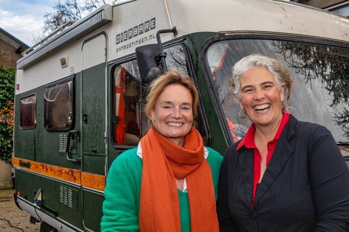 Huisoppassers Cindy en Yvonne leven als nomaden: 'Het draait allemaal ...
