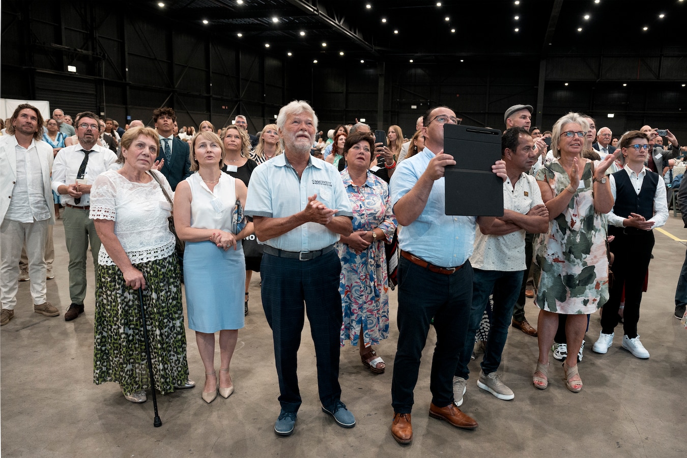 Voet tussen de deur? Jehova’s Getuigen reageren op veelgehoorde ...