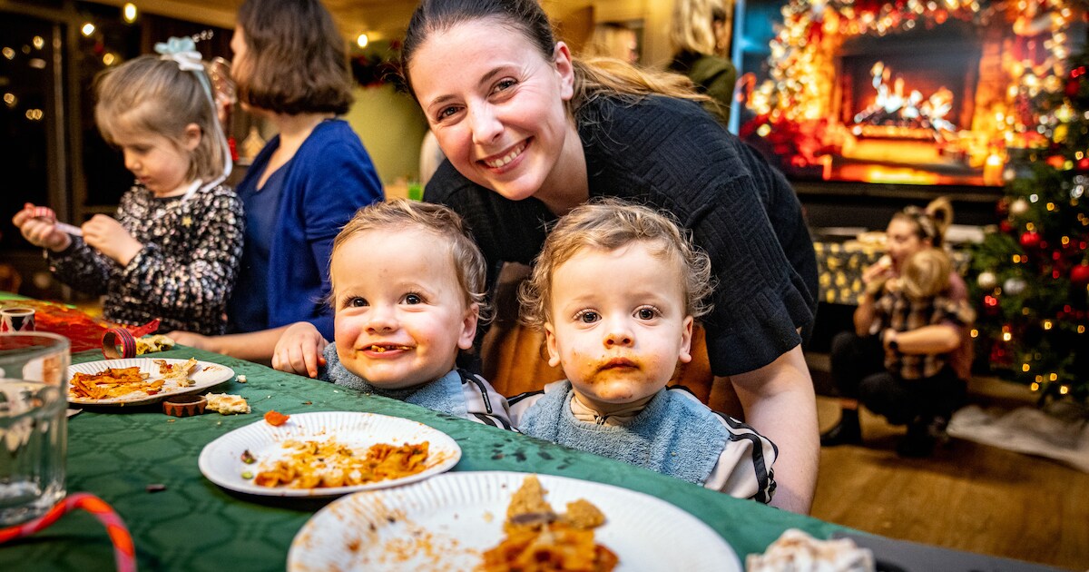 Kerst vieren deze moeders en hun kinderen samen: ‘Ik heb mijn familie ...