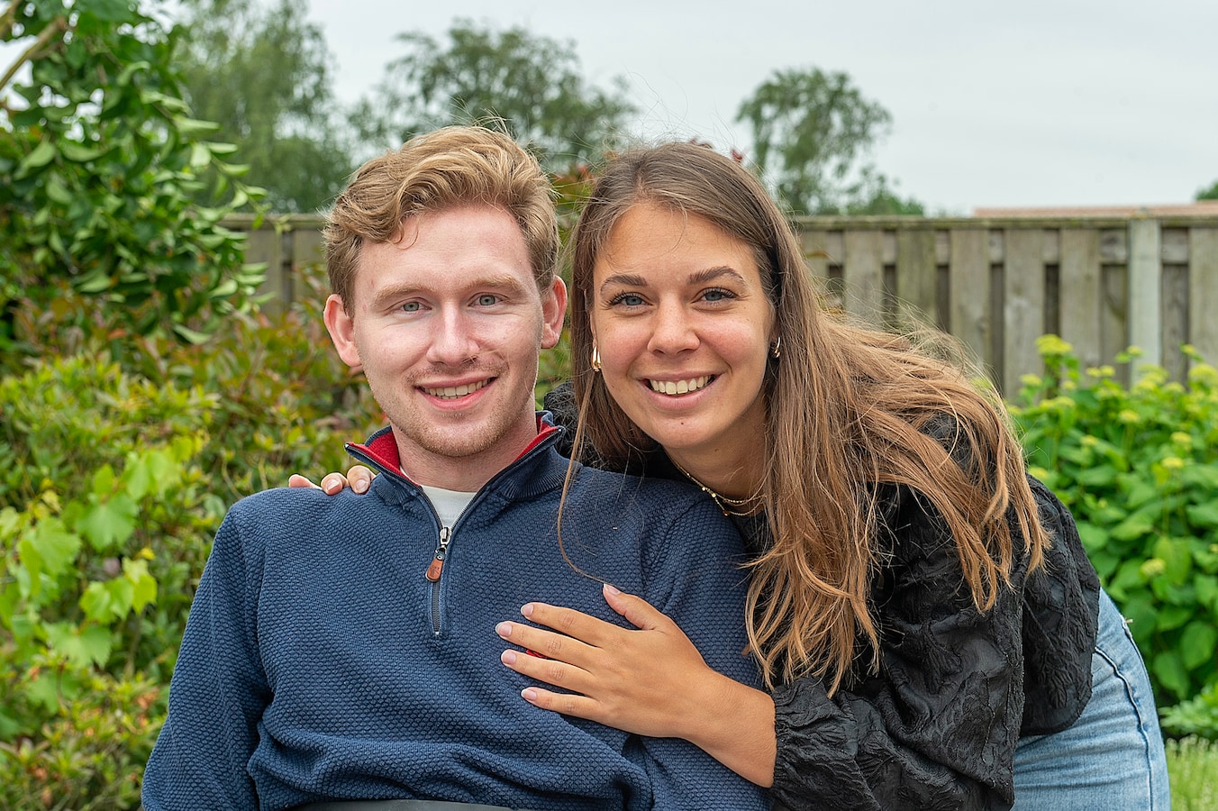 Jordy brak zijn nek in het zwembad: ‘Beter houd jij mij vast vriend ...