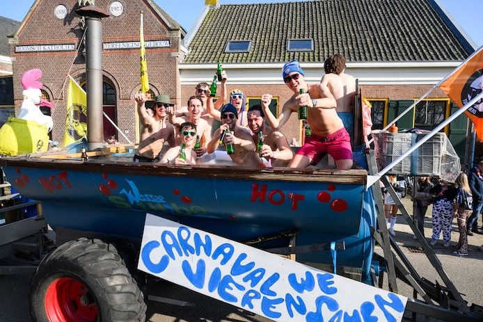 Optocht Kluivenduikersrijk in foto's | Carnaval | bndestem.nl