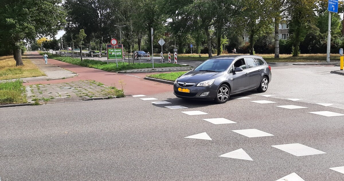 Rotonde op de Burgemeester Schneiderlaan komt er deze zomer dan echt ...