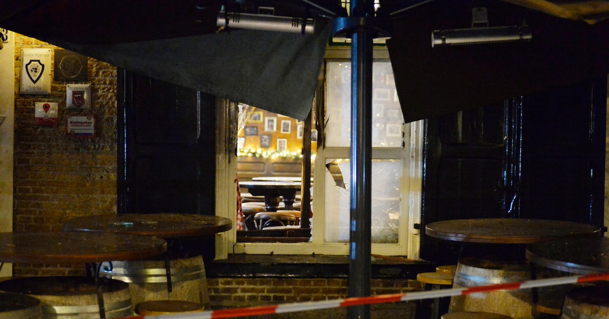 Explosie bij café Boerke Verschuren hakt er in: ‘Ze zaten op de bank en ...