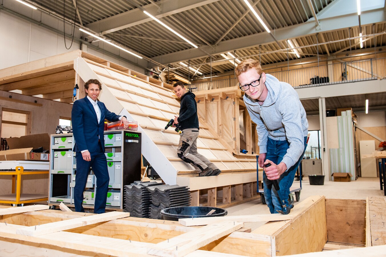 Je muur laten stuken? Het is een ramp om een vakman te vinden, maar er ...