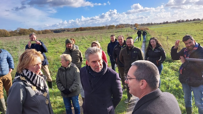 Premier Schoof op landbouw- en stikstofexcursie op de Brabantse Wal ...