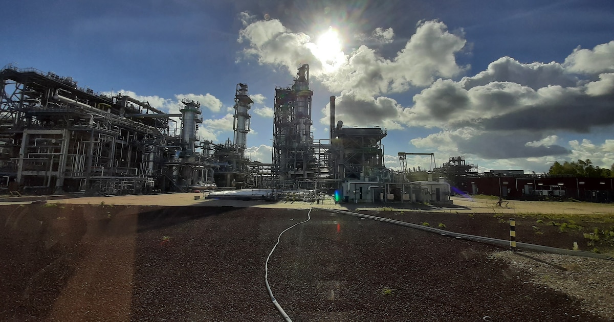 Shell overweegt sluiting van fabriek in Moerdijk | Moerdijk | BN DeStem.nl