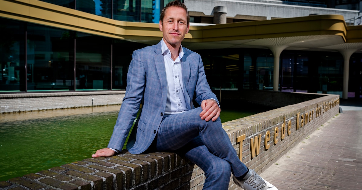 Bredaas Kamerlid Michiel van Nispen (SP) vertrekt: pak Kamerleden aan ...