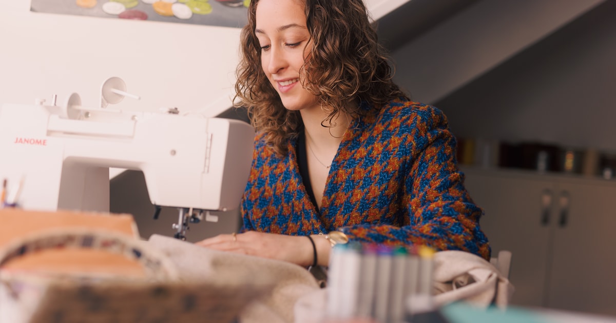 Eva (21) uit Etten-Leur ontwerpt eigen duurzame kledingcollectie: ‘Het ...