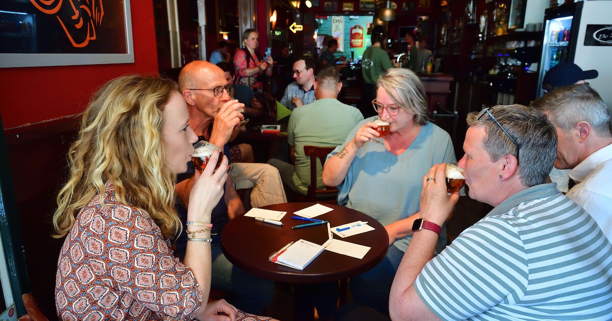 Blind bier proeven in Roosendaal: ‘Iedereen moet er toch wel minimaal ...