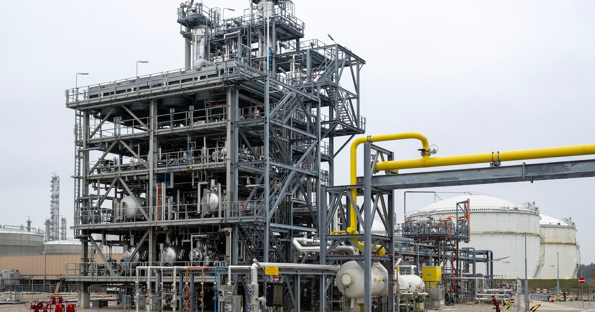 Eventuele sluiting Shell Moerdijk baart gemeente grote zorgen: ‘Zou ...