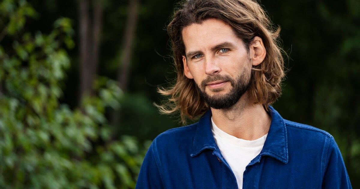 Andries Lamain is de stem van de Tour de France: ‘Een stilte is ook ...