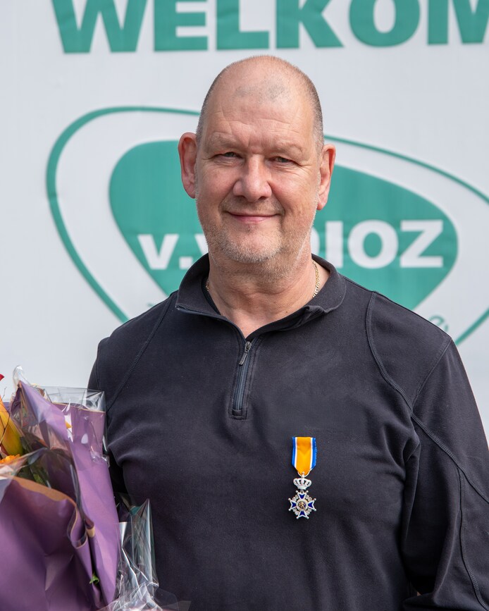 Tafeltennistopper, oorlogsonderzoeker en nog vier lintjes in de ...