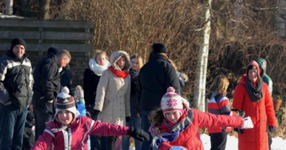 Laatste klappen op de schaats in Klundert | Moerdijk | BN DeStem.nl