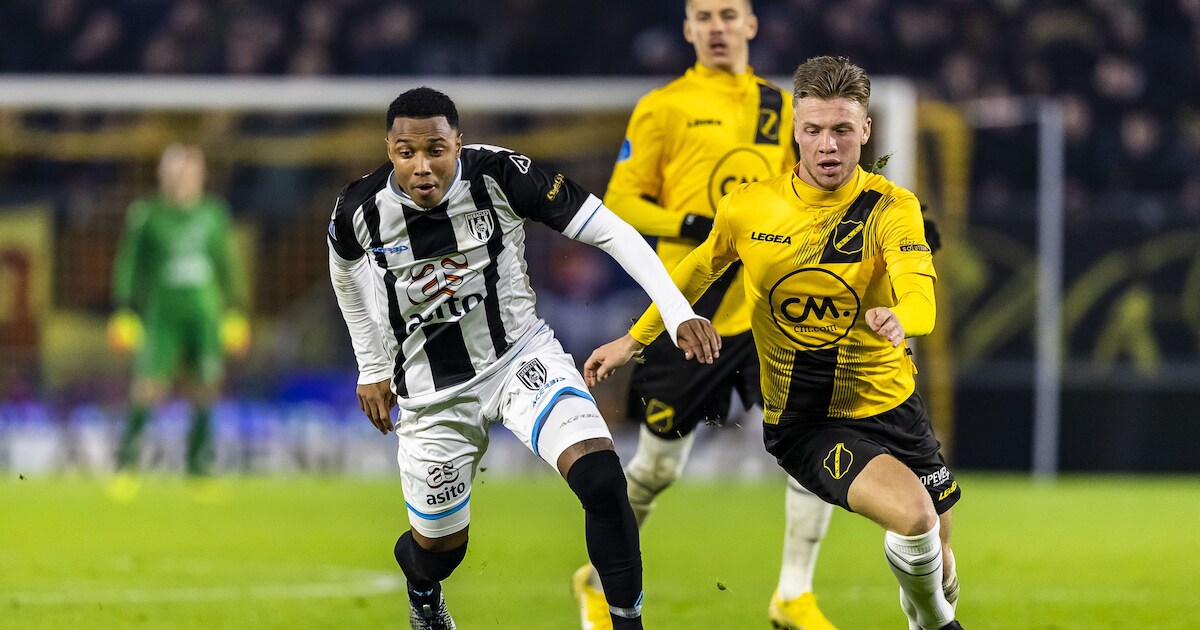 Basisdebutant Reuvers dolblij met zege NAC: ‘Hartstikke lekker als je ...