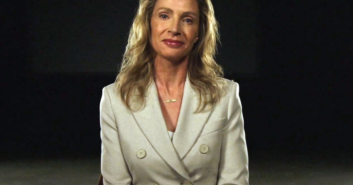 Astrid Holleeder in de wolken na tv-debuut: ‘Een van de mooiste ...